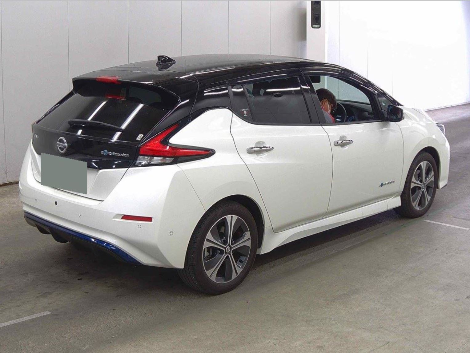 2021 Nissan Leaf ZE1 e+ 62 kWh